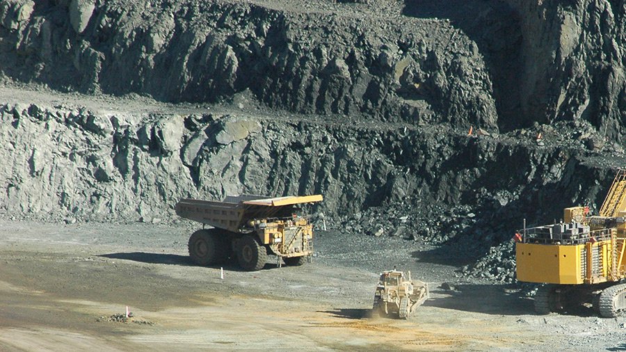 Shares in ZMI surge 50% on back of high grade assays